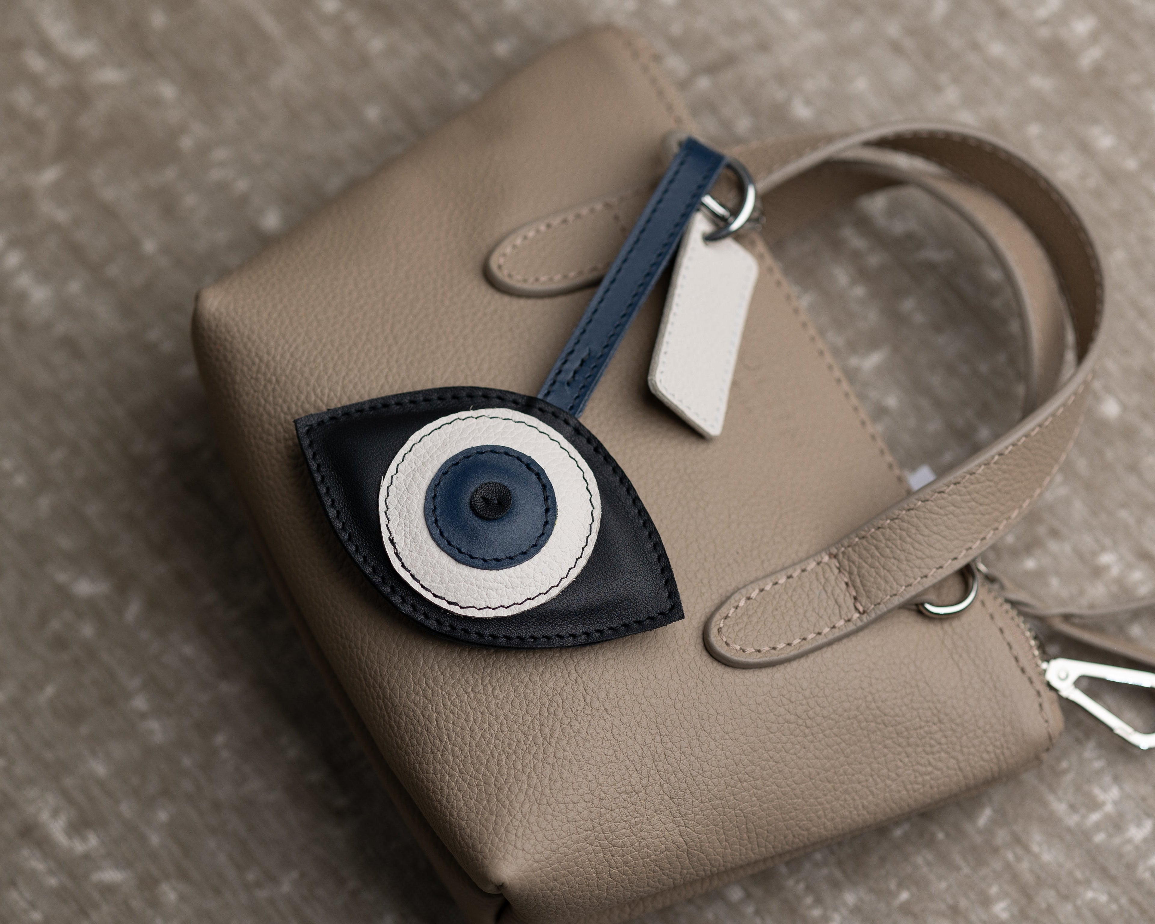 Charm Nazar – COLTIN.MX